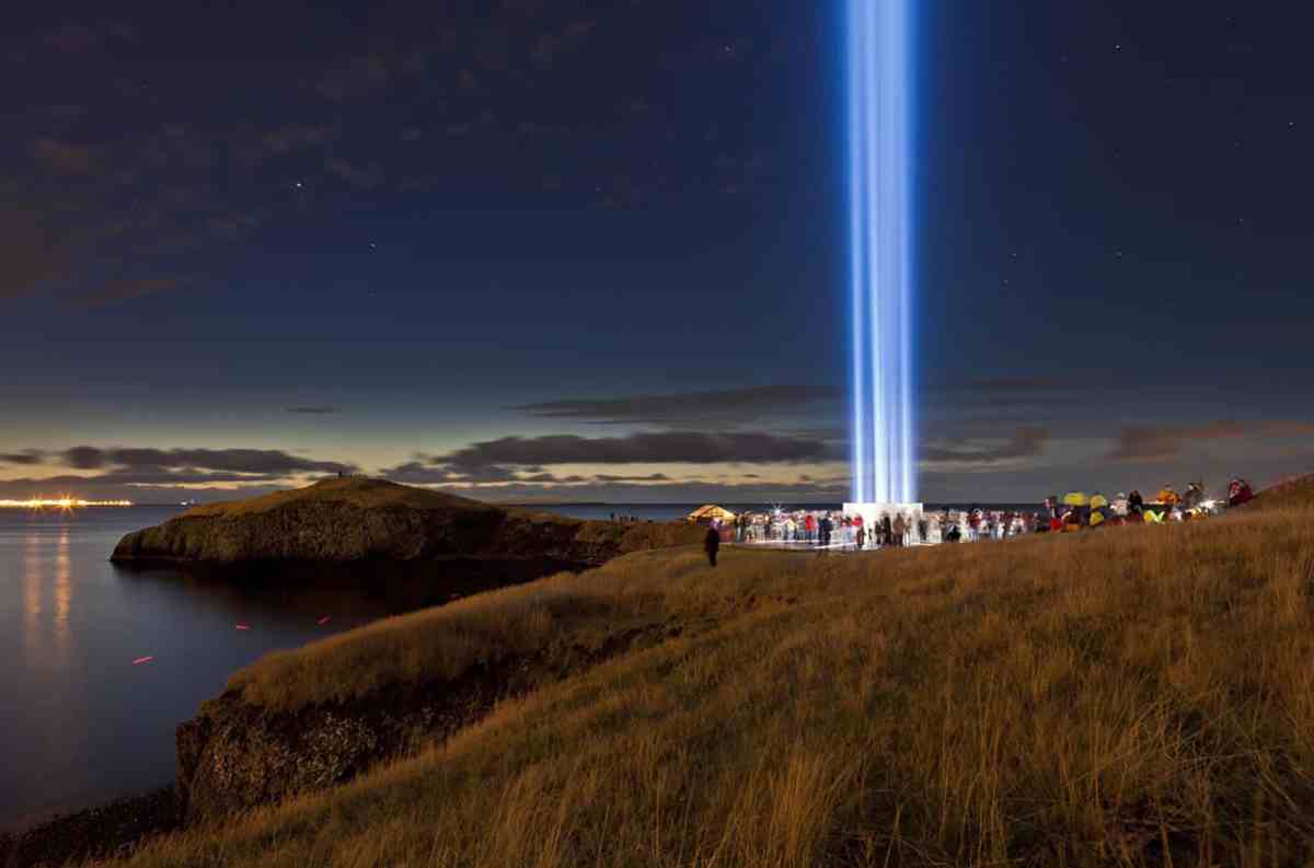 Gaismas tornis jeb Imagine Peace Tower – Islandes stāsti ģeogrāfes acīm